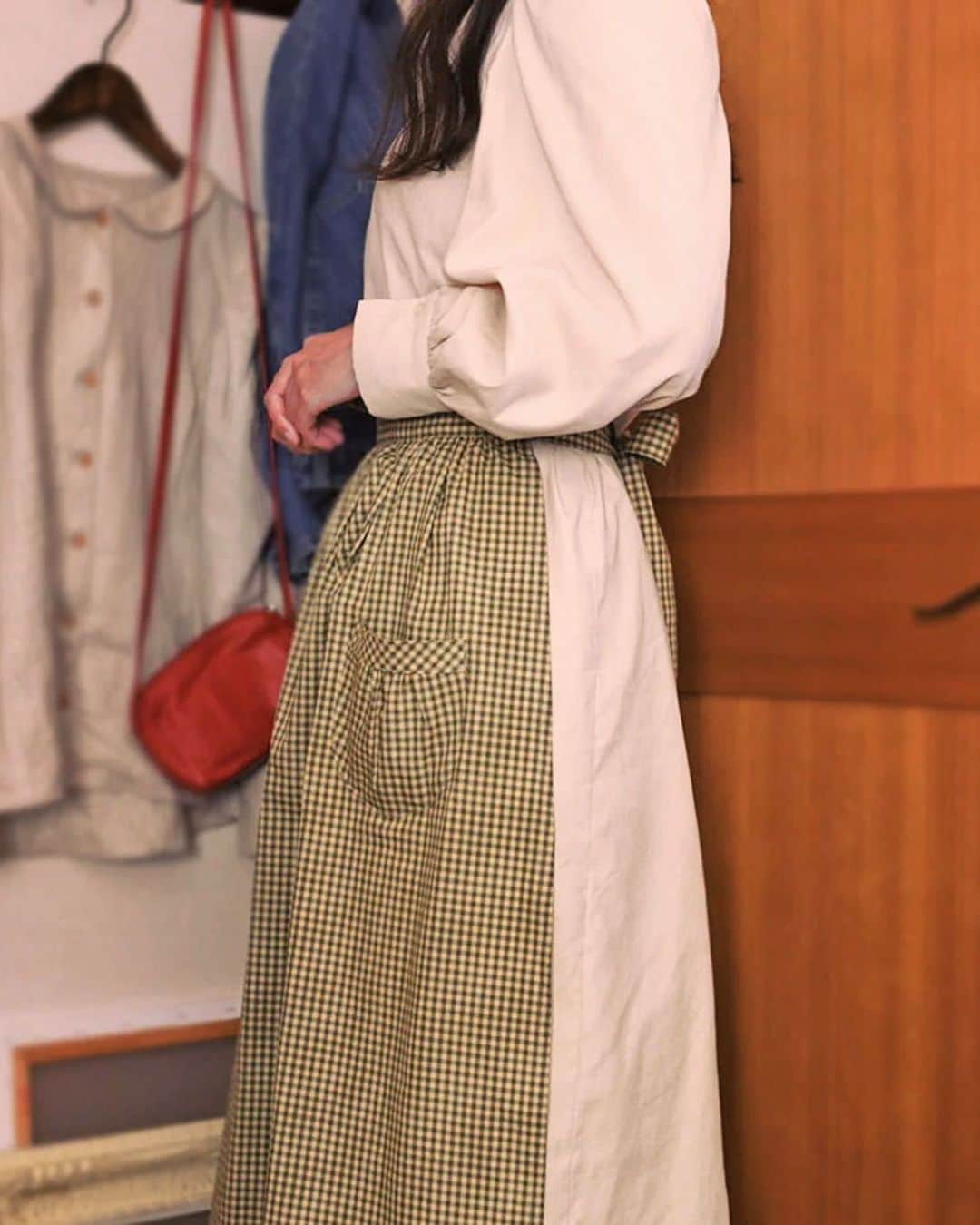 Chokiさんのインスタグラム写真 - (ChokiInstagram)「かわいい前かけエプロンができたよ〜🌷🏠🐓 #エプロン#apron」5月26日 19時36分 - choki.home