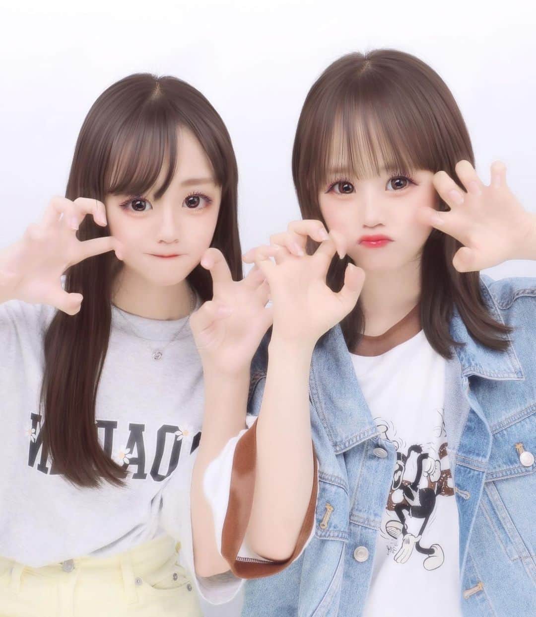 さやりささんのインスタグラム写真 - (さやりさInstagram)「2023/05/26 WEGOの動画の時のプリ👩🏻‍ ️‍👩🏻 2人の写真が全然ない🫠 日曜日りさはアベイルさんでイベント ...