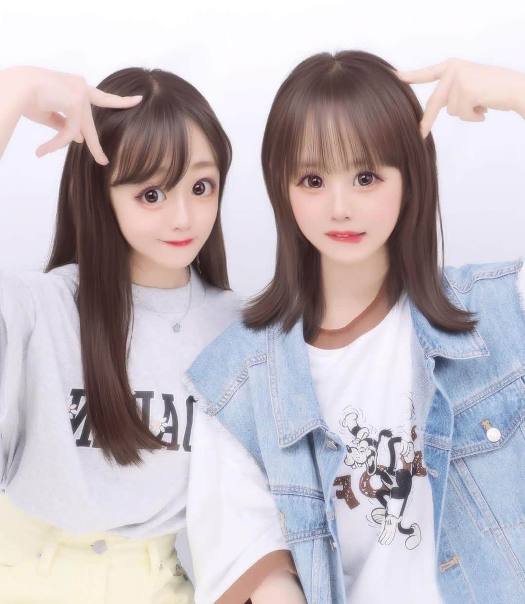 さやりささんのインスタグラム写真 - (さやりさInstagram)「2023/05/26 WEGOの動画の時のプリ👩🏻‍ ️‍👩🏻 2人の写真が全然ない🫠 日曜日りさはアベイルさんでイベント ...