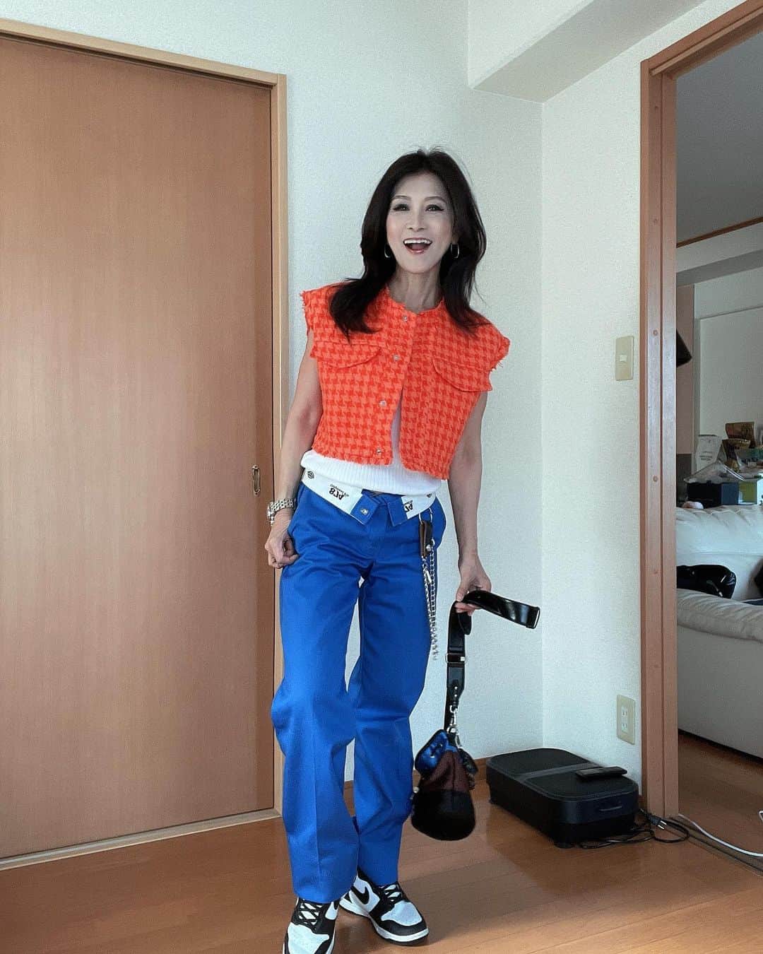 Naoko（なおこ）さんのインスタグラム写真 - (Naoko（なおこ）Instagram)「🗣️ 🗣️ 🗣️ 🚗で相棒と 歌いまくる 日本一 ...