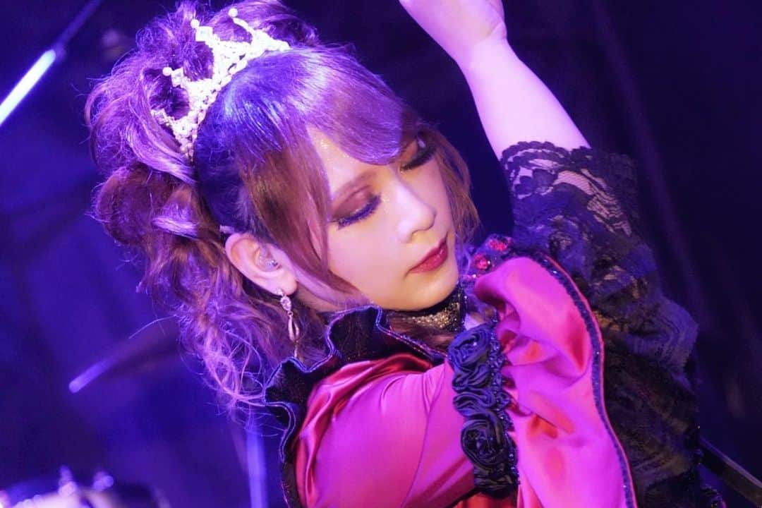 Hizakiさんのインスタグラム写真 Hizakiinstagram 「札幌初日ありがとうございました。明日はもっと熱く行くよ