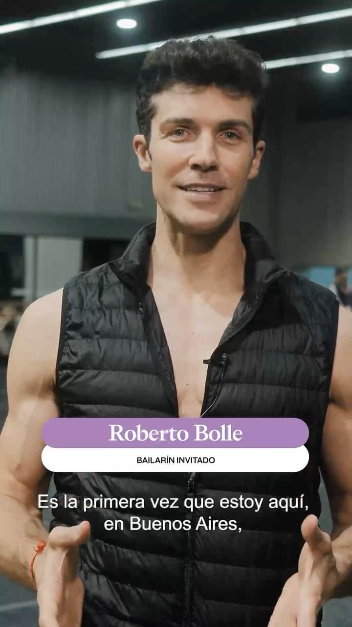 ロベルト・ボッレさんのインスタグラム動画 - (ロベルト・ボッレInstagram)「Repost officialrobertobolle Roberto Bolle in ...