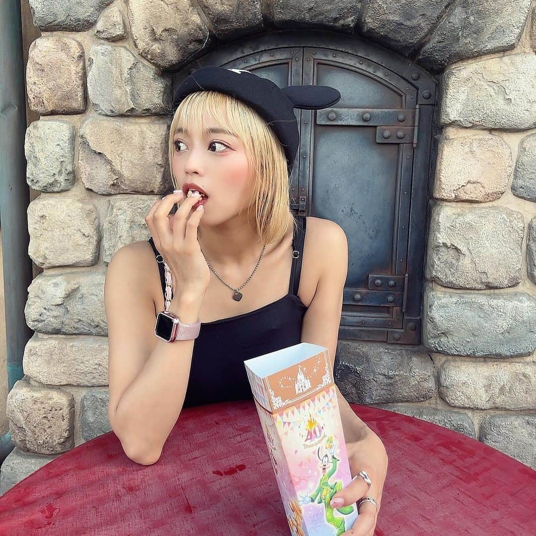 ラムさんのインスタグラム写真 ラムinstagram 「キャラメルか、ソルトかブラックペッパーがいいです🍿💗💗