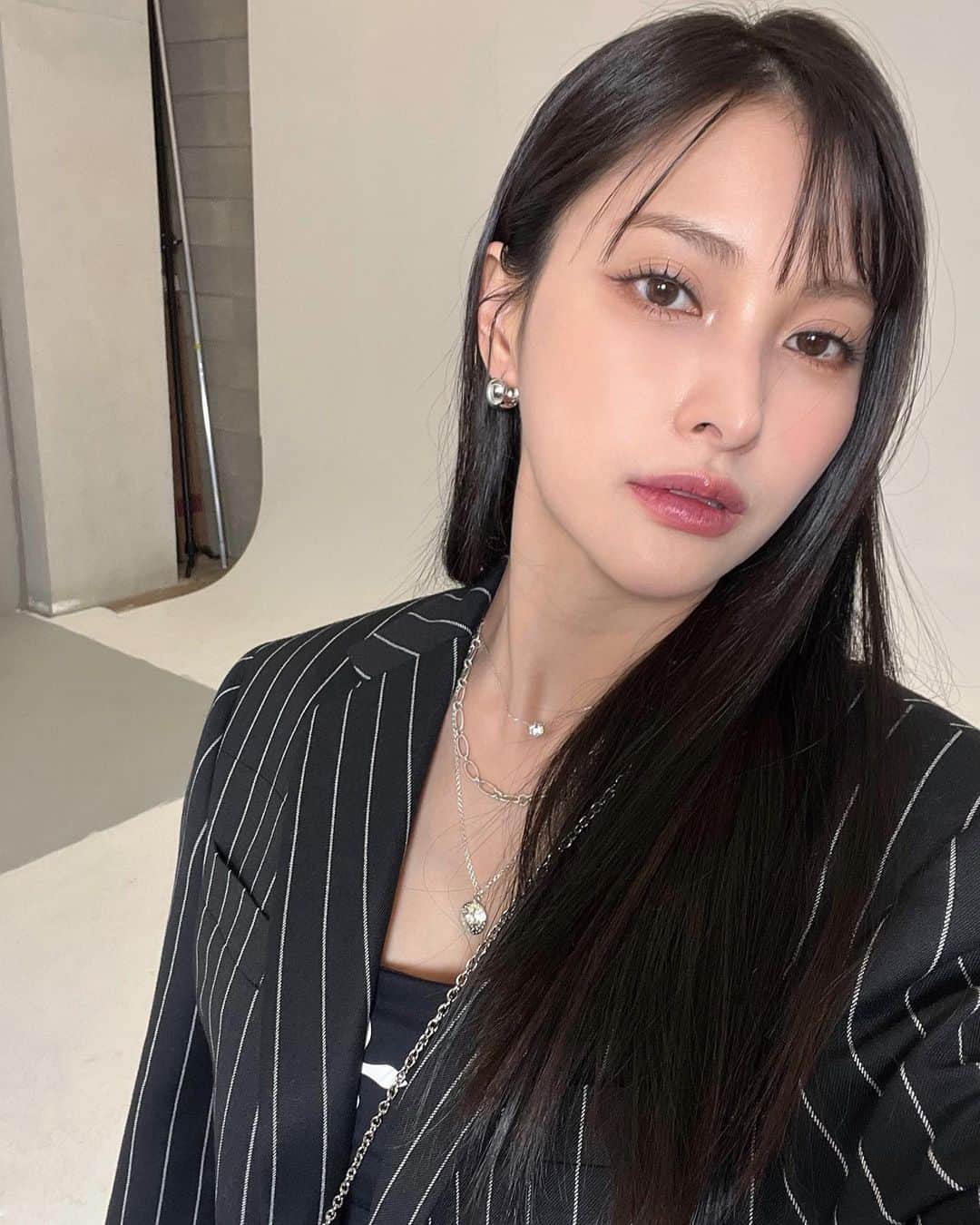 パク・ギュリさんのインスタグラム写真 パク・ギュリinstagram 「조금씩 다른」6月23日 17時46分 Gyuri 88
