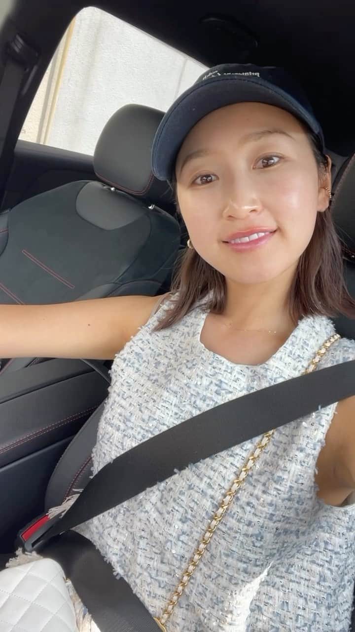 井上莉花さんのインスタグラム動画 井上莉花instagram 「🩵🩵🩵 ロングしたくて頑張って髪伸ばしてるけど やっぱりぱっつんボブ