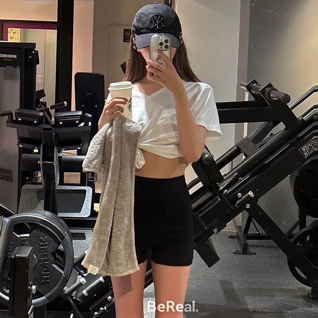 麻生果恩さんのインスタグラム写真 - (麻生果恩Instagram)「深夜に行ったら貸切だった🏃‍♀️」6月23日 21時15分 - aso.kaon