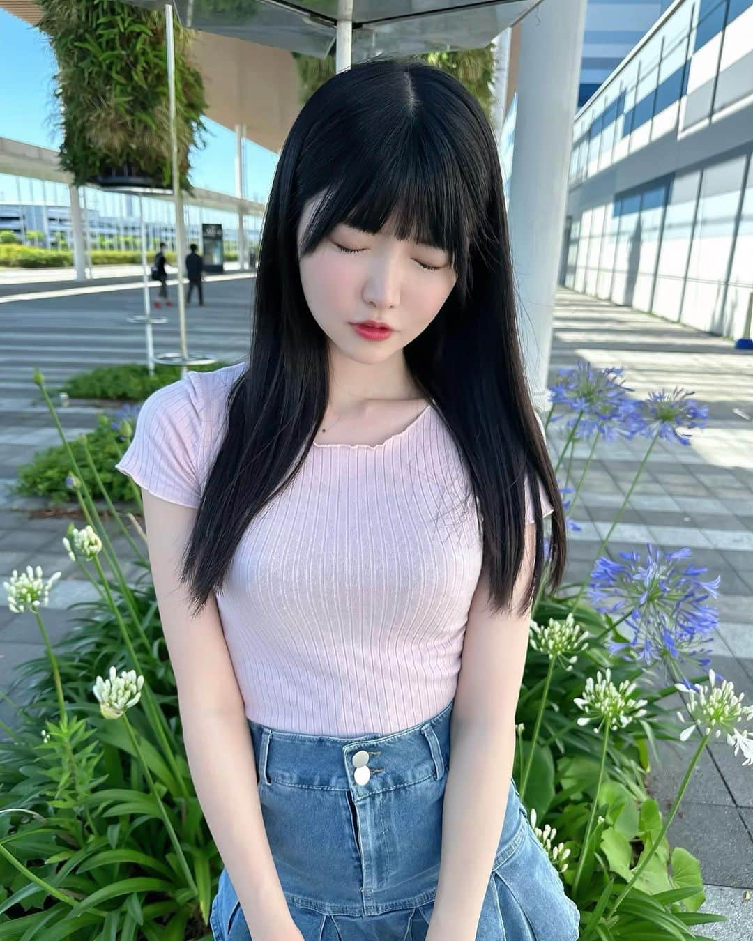 小野寺梓さんのインスタグラム写真 - (小野寺梓Instagram)「愛知で撮った写真𓈒𓂂𓏸 日差し強くて眩しい顔の写真ばっかりだった！ #radjam #aichiskyexpo #愛知県 ...