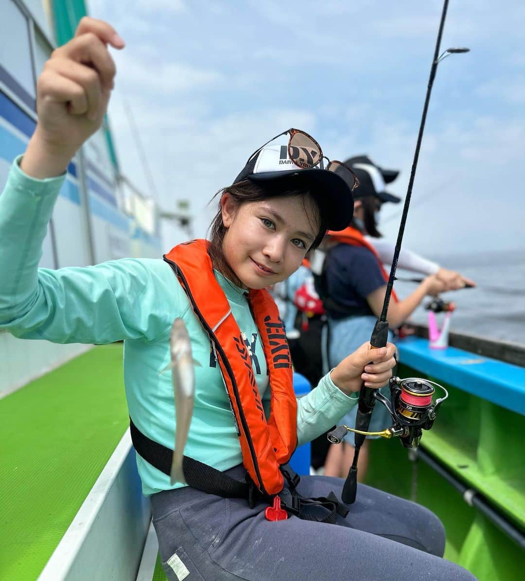 富士村彩花さんのインスタグラム写真 - (富士村彩花Instagram)「・ ⁡ 今日はD.Y.F.C（DAIWA Young Fishing Club）のお手伝いに行ってまいりました😊🙌 ⁡ ...