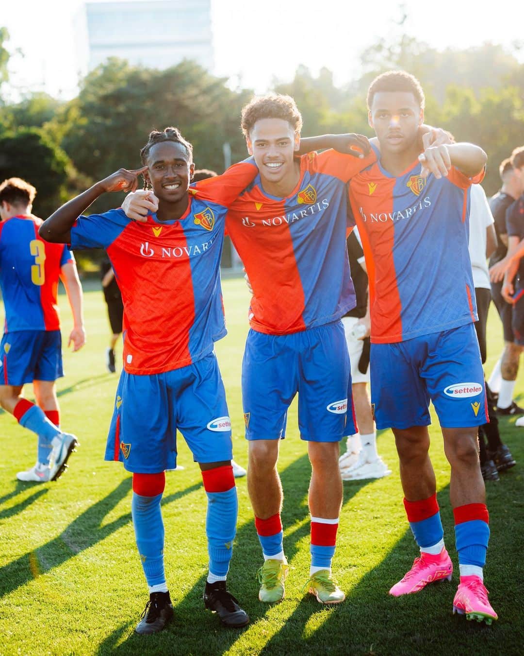 FCバーゼルさんのインスタグラム写真 - (FCバーゼルInstagram)「🏆 U18-Meischter 💥 So unglaublig stolz uff unsere Rotblau ...