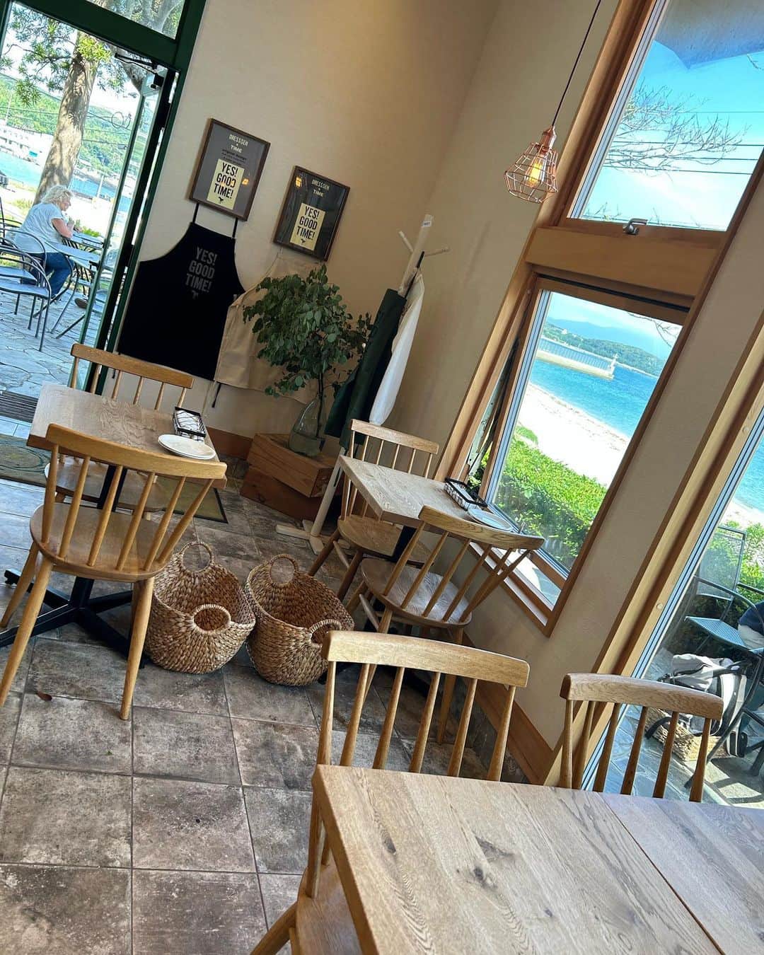 DJ MIYAさんのインスタグラム写真 - (DJ MIYAInstagram)「福岡2日目⭐︎太宰府に行ってから福岡の糸島へ連れて行ってもらいました💕♡♡ わー！ 初めてで嬉しかった ...