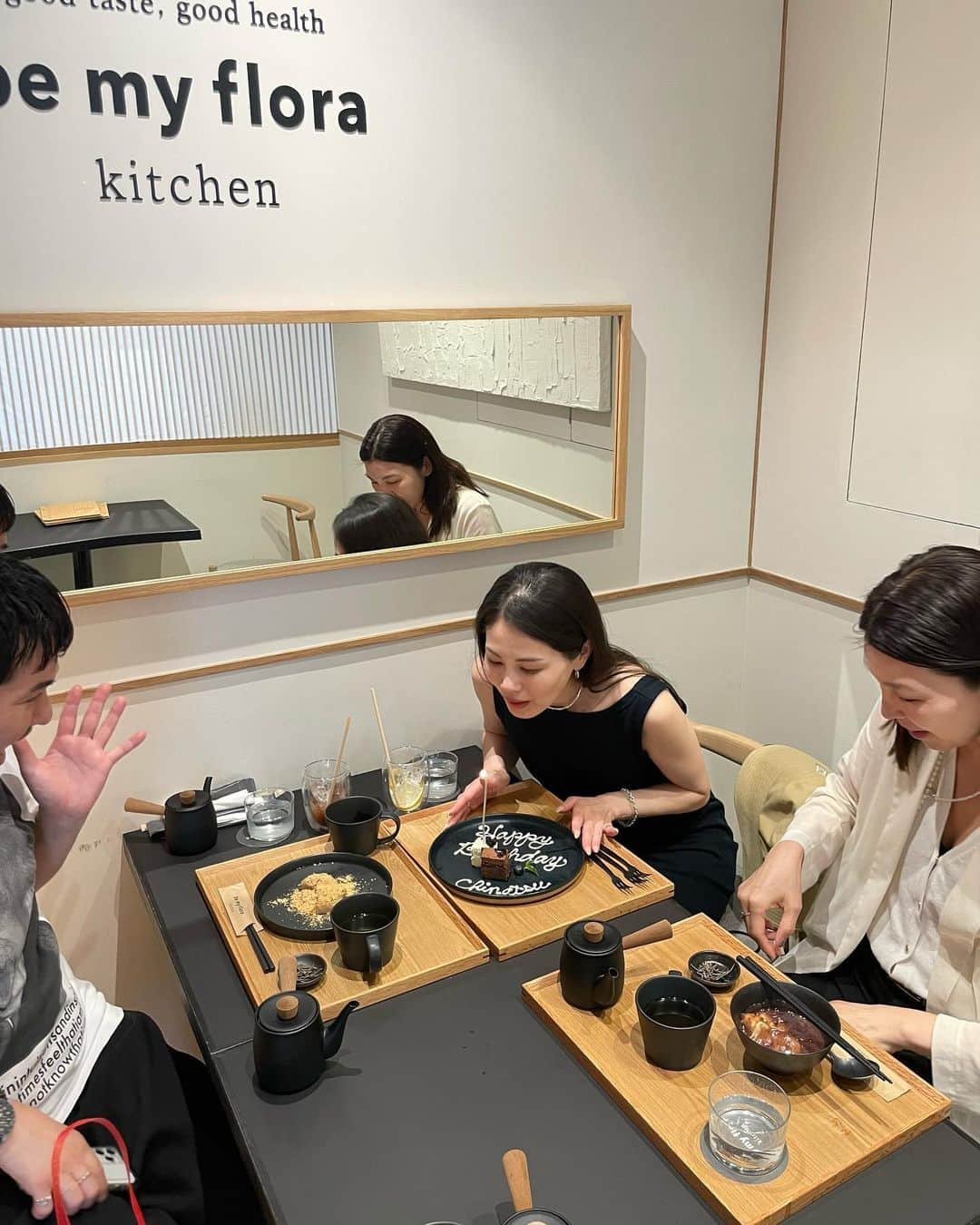 chinatsu614さんのインスタグラム写真 - (chinatsu614Instagram)「ARIGATOxx ・ ・ ・ ☺︎☺︎☺︎ @bemyflora_kitchen スタッフ ...