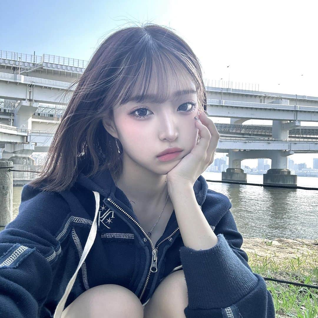 MINAMIさんのインスタグラム写真 - (MINAMIInstagram)「. 今日めちゃ暑いのに服装間違えすぎて代謝悪いんだけどフツーに汗かいた^^;」6月25日 17時58分 ...