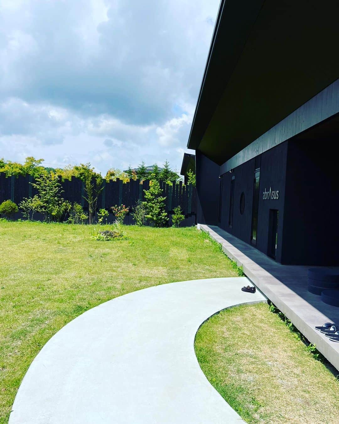 田中杏子さんのインスタグラム写真 - (田中杏子Instagram)「山梨県にあるabrAsus house Fujiにて 週末を満喫しました ️ 体験記は追ってNumero.jpにてアップし ...