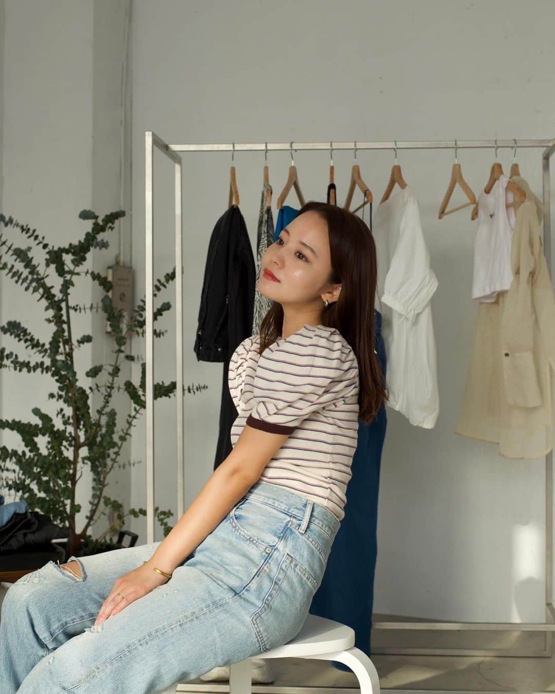 NANAMIさんのインスタグラム写真 - (NANAMIInstagram)「西陽がいい感じだったので 写真を撮ってくれたきむちゃん(マネージャー) え！？写真超上手じゃない🥹🫶🏻！？（笑 ...