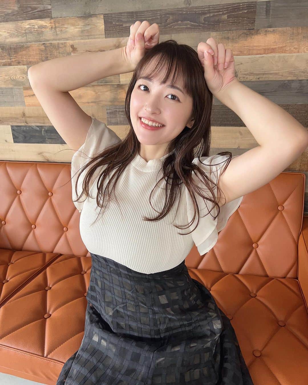 柳瀬さきさんのインスタグラム写真 - (柳瀬さきInstagram)「この前撮影行ったときに スタッフさんがたくさん オフショット撮ってくれ ...