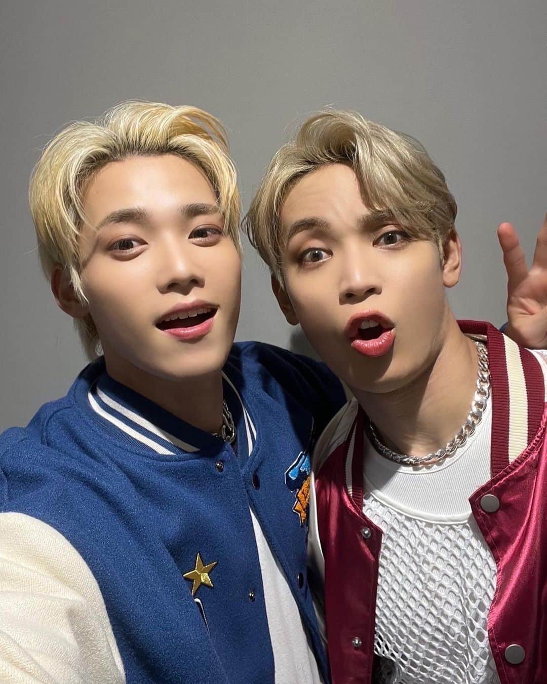 INIさんのインスタグラム写真 - (INIInstagram)「21:00 bye👱🏻 #JO1 #與那城奨 #YONASHIROSHO #DXTEEN #平本健 #HIRAMOTOKEN ...