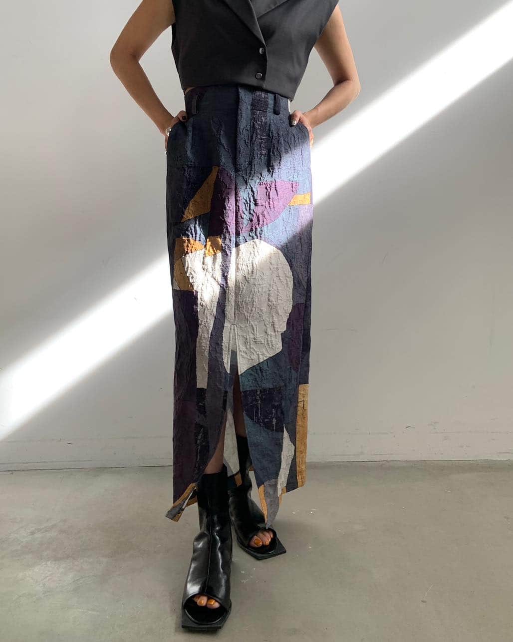 Ameri vintageさんのインスタグラム写真 - (Ameri vintageInstagram)「6.6(Tue)12:00 MEDI MURAL I LINE SKIRT will ...