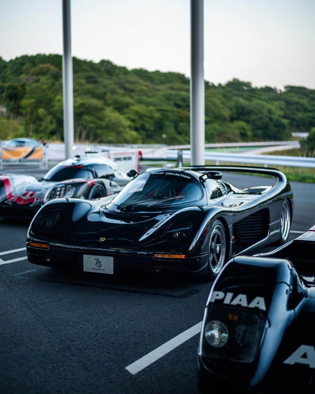 Porsche Japanさんのインスタグラム写真 - (Porsche JapanInstagram)「Swipe to choose ...