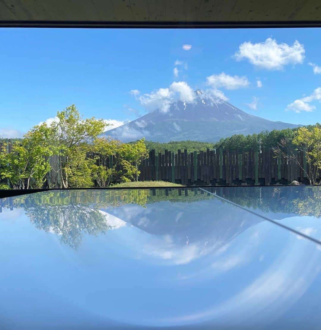 りんか & あんな（ツインガールズ）さんのインスタグラム写真 - (りんか & あんな（ツインガールズ）Instagram)「@abrasushouse アブラサスハウス☺︎ アブラサスホテル ...