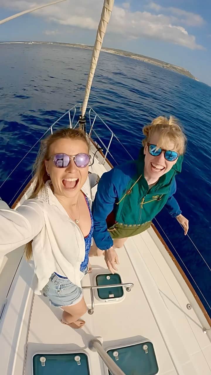 ローラ・マリノさんのインスタグラム動画 - (ローラ・マリノInstagram)「🇬🇧Exploring Gozo island in ...