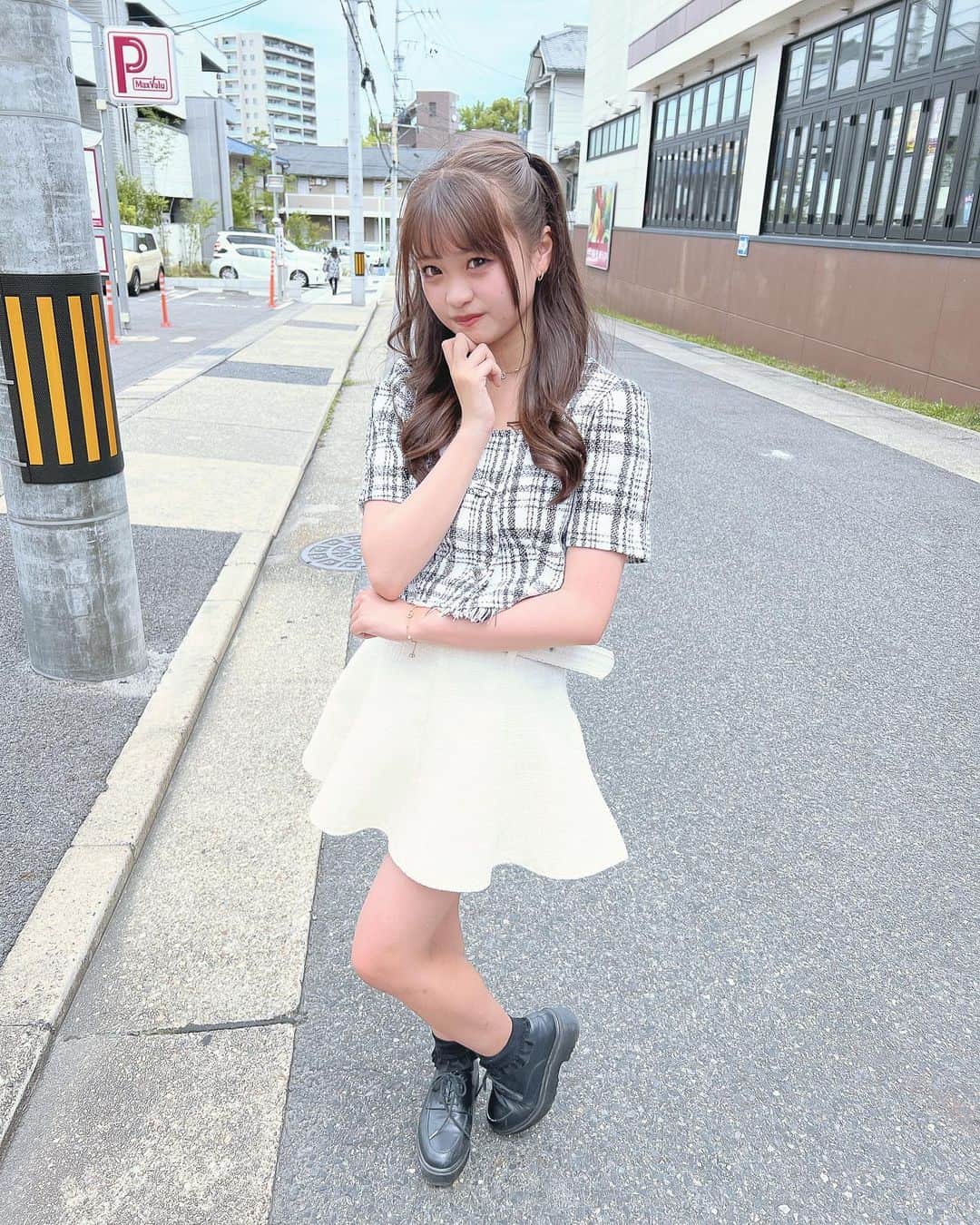 杉井美咲さんのインスタグラム写真 - (杉井美咲Instagram)「高校の友達と遊びました🪄 カラオケしたよー！！歌いすぎて喉枯れそう🥲笑 ・ ・ #jk #sjk #jk2 #jkブランド ...