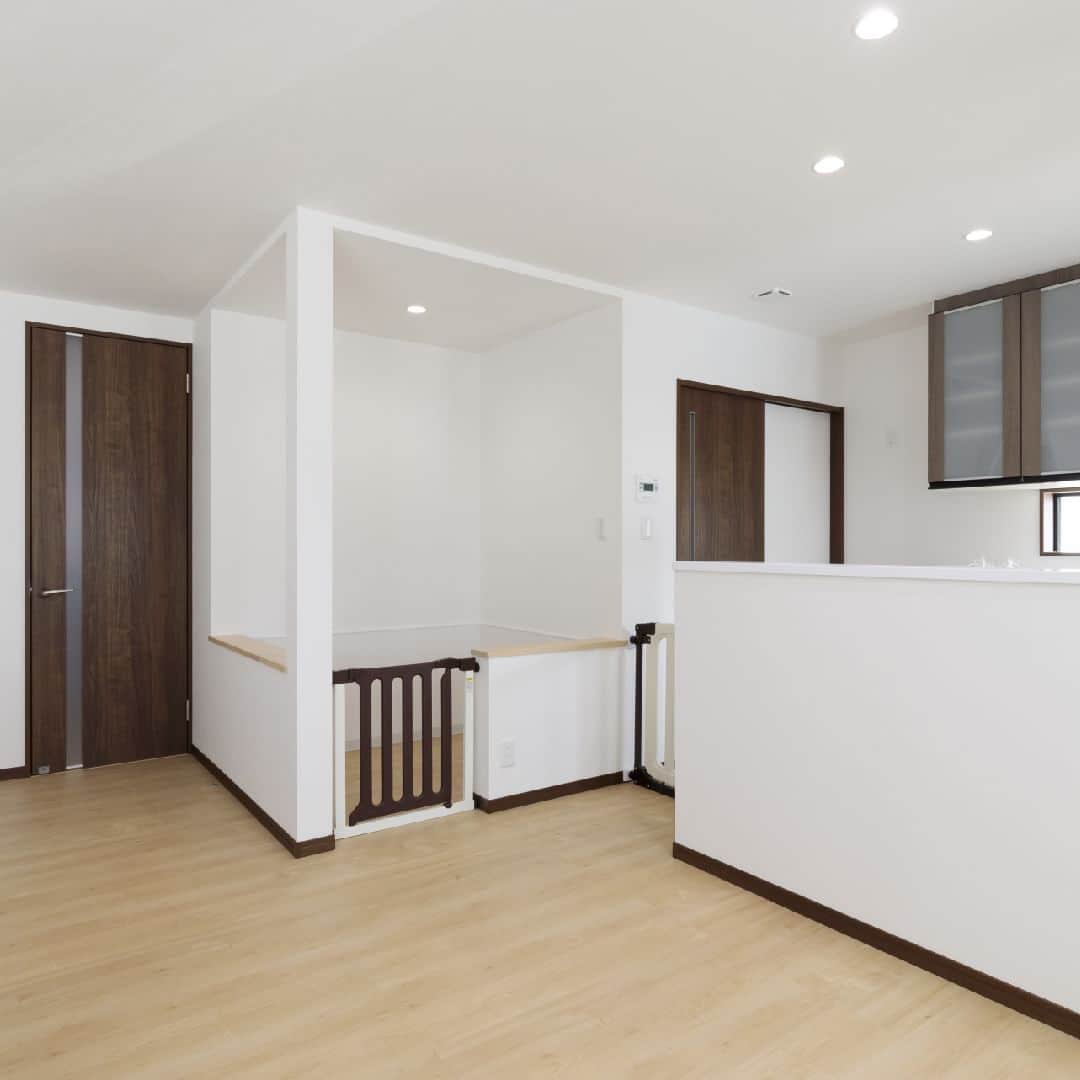 はりまの家さんのインスタグラム写真 - (はりまの家Instagram)「ペットと暮らす家 施工：ほっと+ほーむ （株式会社 わしお住建） @hothome_hothome ...