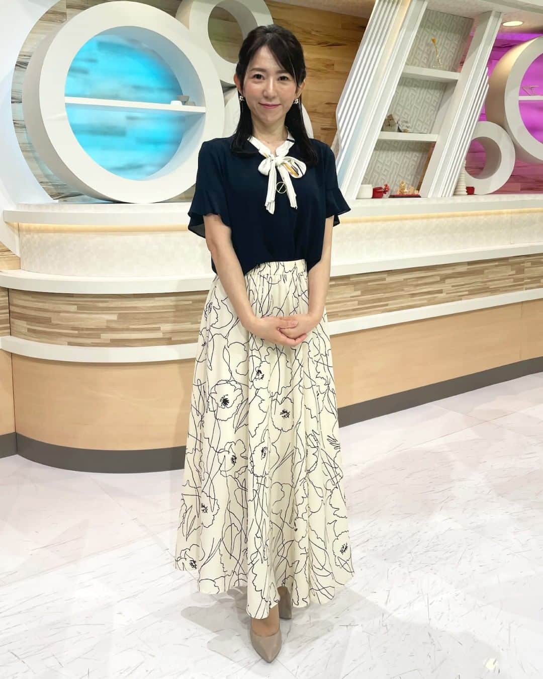 Ksbアナウンサーさんのインスタグラム写真 Ksbアナウンサーinstagram 「👗 「news Park Ksb」の衣装です。 今週