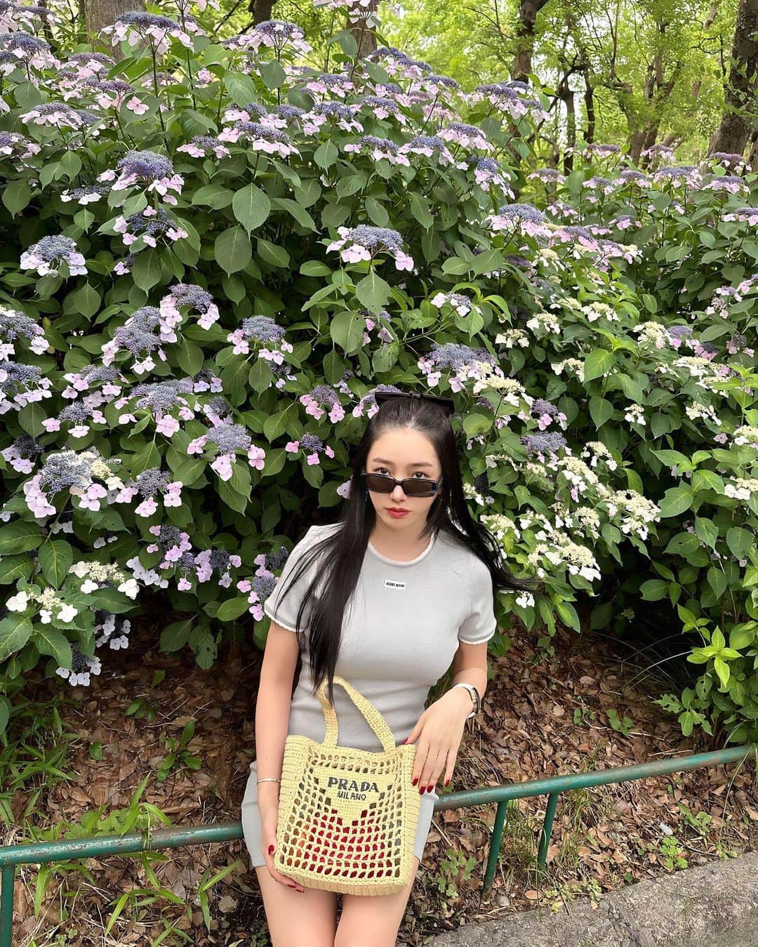 megbabyさんのインスタグラム写真 - (megbabyInstagram)「6月はのんびりといくよ🐌🪻 今1番欲しいものは体力😂🤪 みな ...