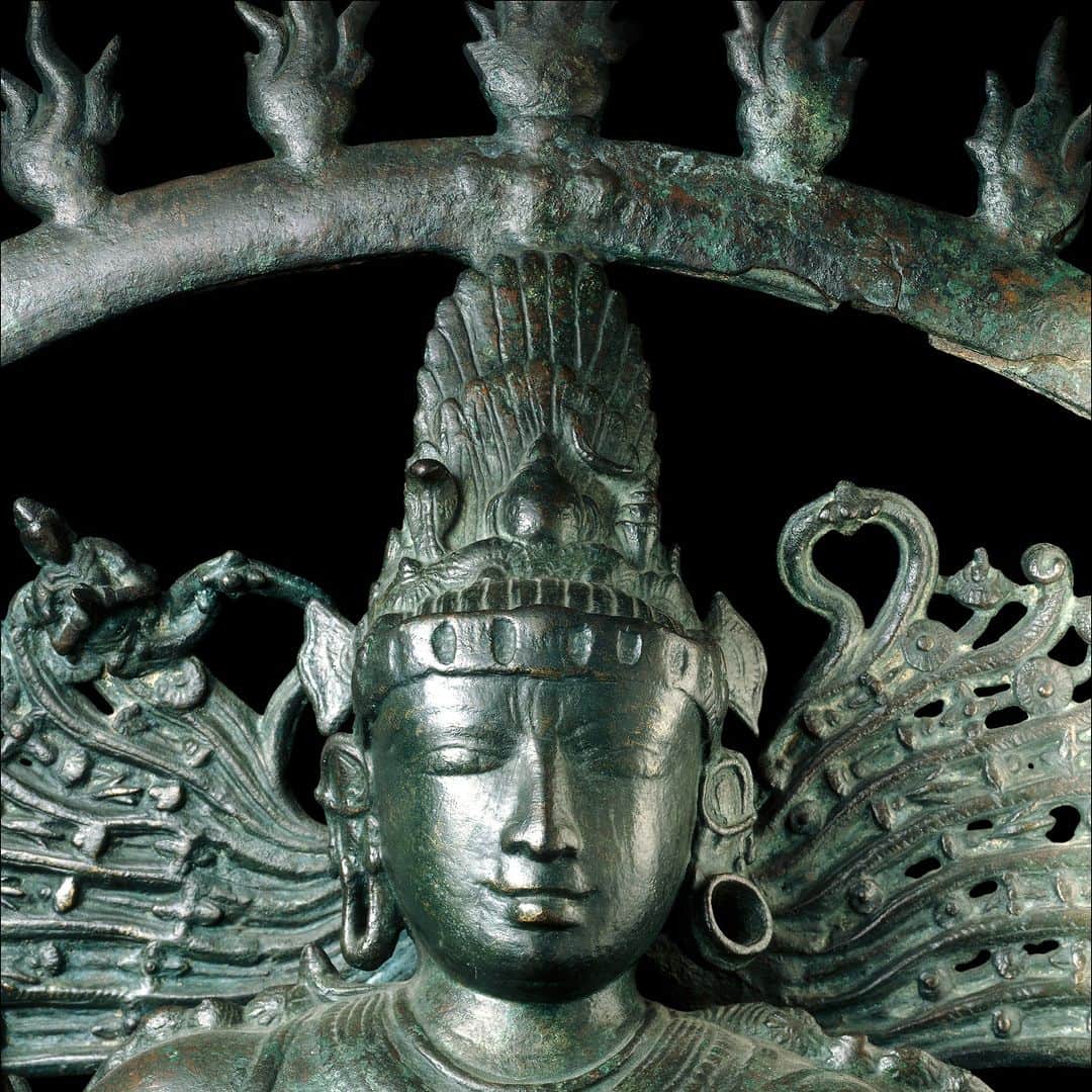 大英博物館さんのインスタグラム写真 - (大英博物館Instagram)「This bronze statue depicts the ...