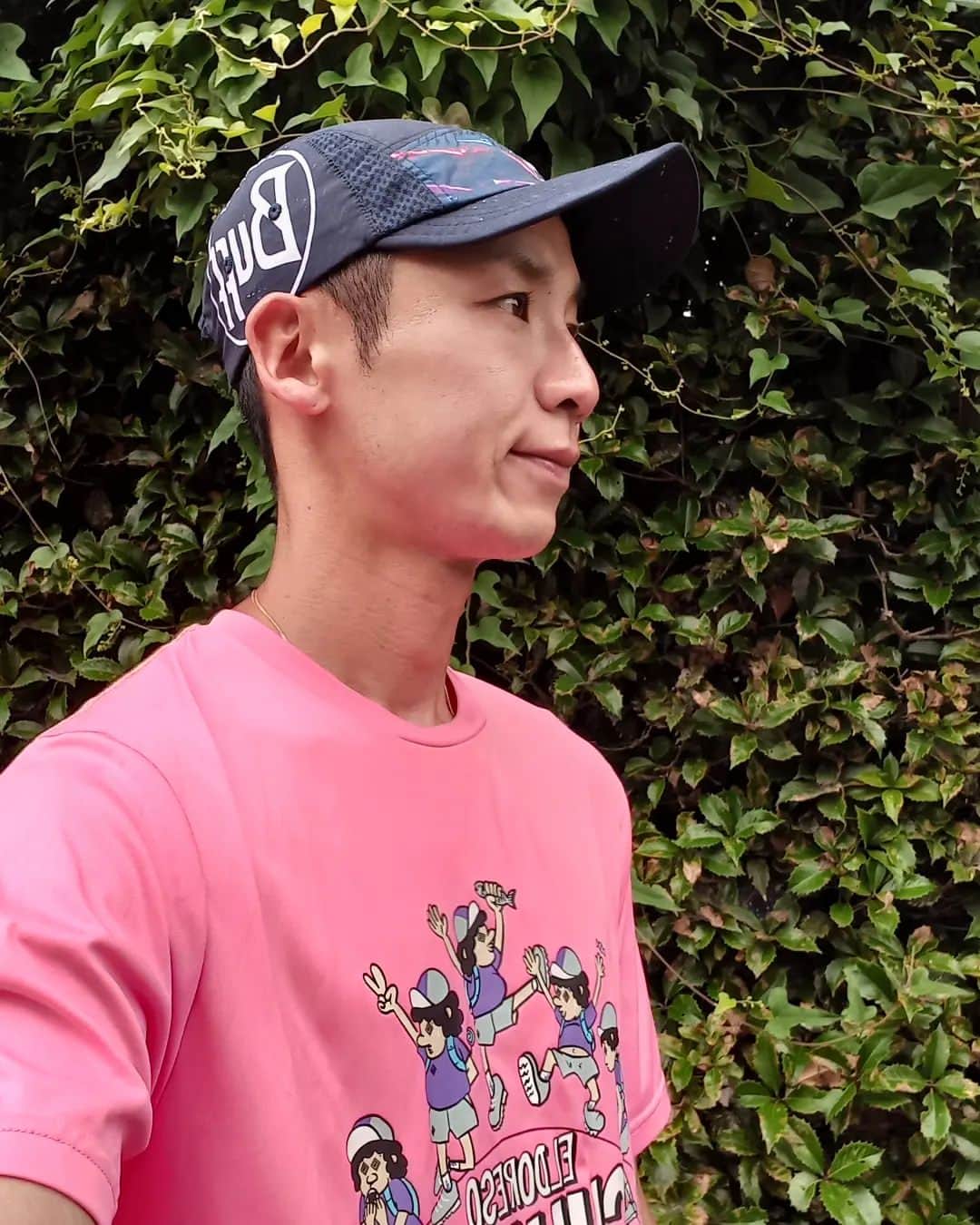 宇野けんたろうさんのインスタグラム写真 - (宇野けんたろうInstagram)「暑い日こそ ガンガン汗をかいて 頑張ろう！！！ #Buff #eldoreso #マラソン #ランニング ...