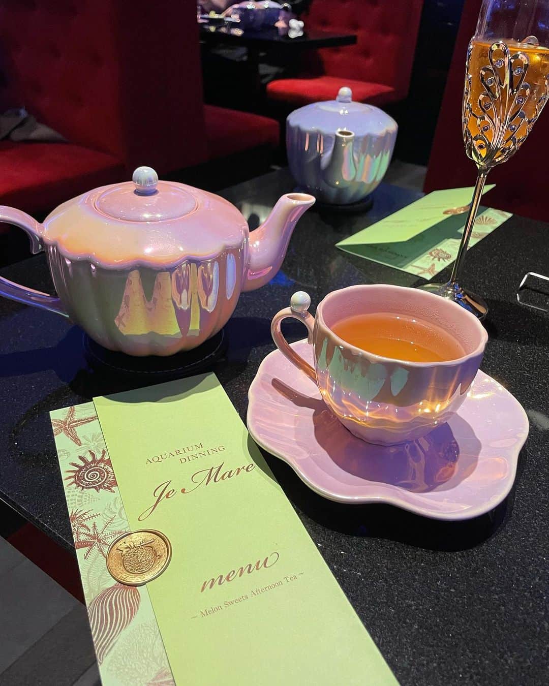 桃里れあさんのインスタグラム写真 - (桃里れあInstagram)「新宿にあるアクアリウムダイニング @aquarium_jemare で ...