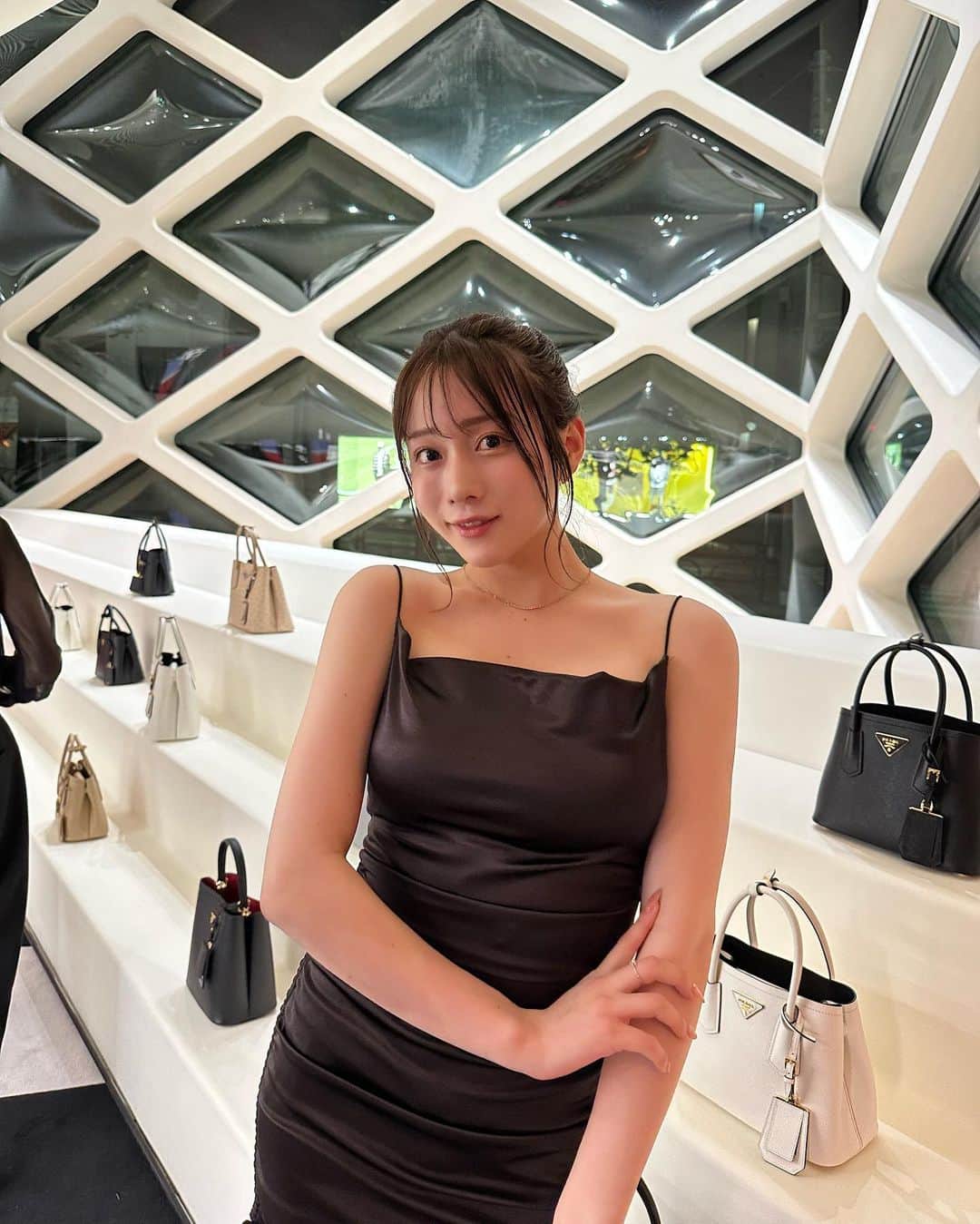 ぷうたんさんのインスタグラム写真 - (ぷうたんInstagram)「🖤🌖 #PradaGalleria @prada」6月7日 23時23分 ...