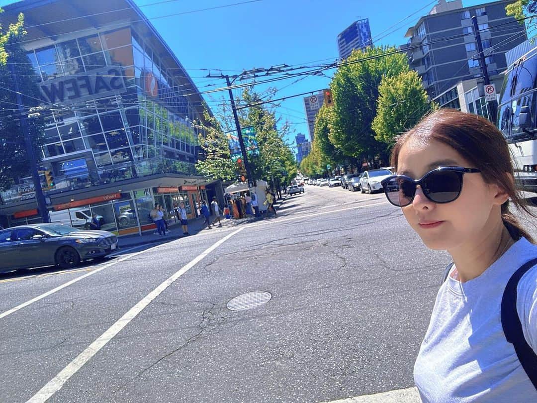 パク・ウネさんのインスタグラム写真 パク・ウネinstagram 「시차 때문인가 갑자기 5시반에 눈을 뜨고 밥을 하고 시계도