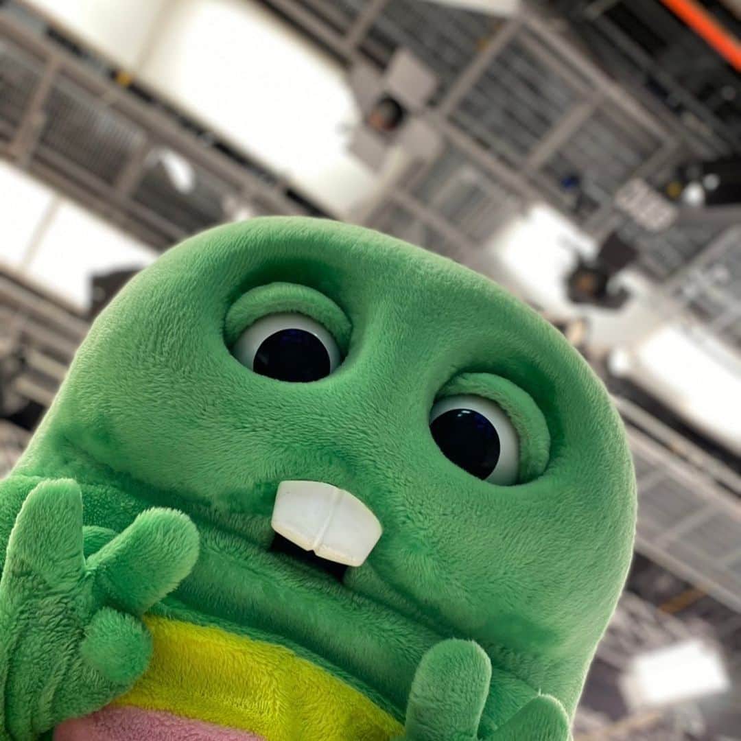 ガチャピンさんのインスタグラム写真 - (ガチャピンInstagram)「ピース ️」6月8日 11時41分 - gachapin_official