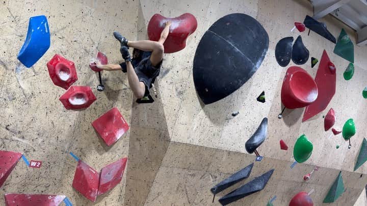 中村真緒さんのインスタグラム写真 - (中村真緒Instagram)「またインスタをサボってたので、最近のクライミング🎥🧗‍♀️ @bpump ...