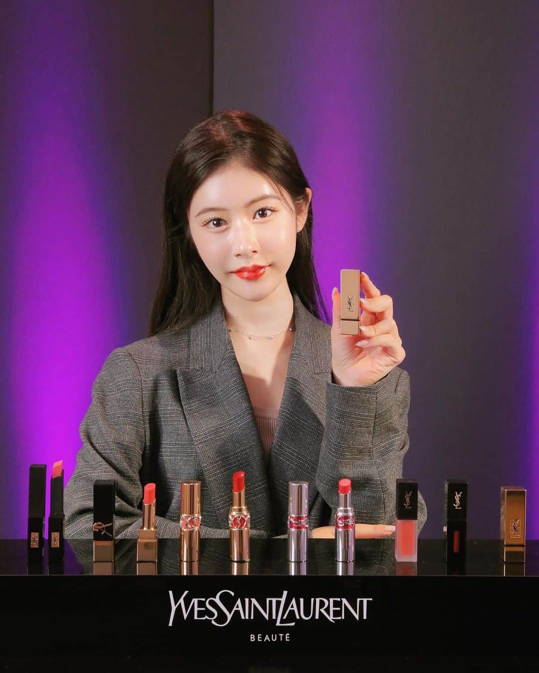 加藤美南さんのインスタグラム写真 - (加藤美南Instagram)「@yslbeauty 🩶 YSLのリップは推しが沢山あって選ぶのも難しいと思ってたのですが今回貴重な機会を頂きましてYSL ...