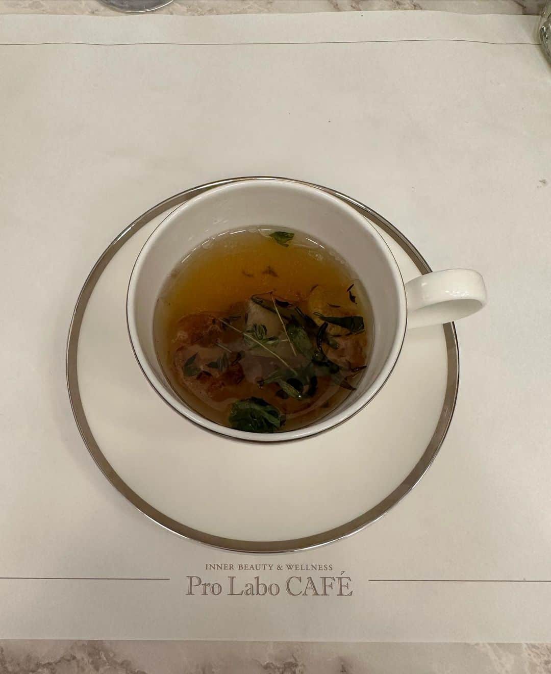 蘭子さんのインスタグラム写真 - (蘭子Instagram)「📍Prolabo Cafe Shinjuku . インナービューティーに意識をしたカフェの、女子会コースをいただきました💓🍽️ ...