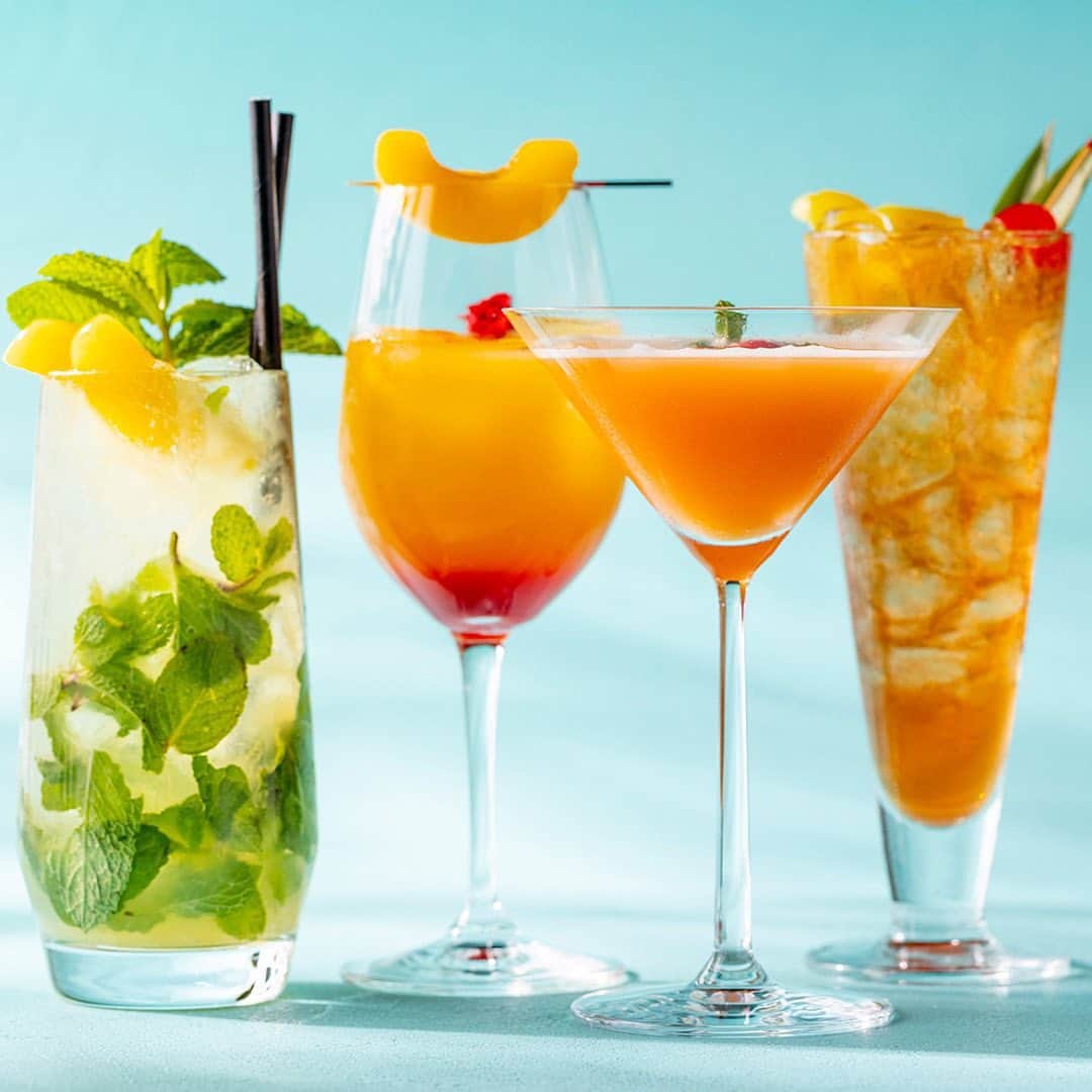 ヒルトン東京さんのインスタグラム写真 - (ヒルトン東京Instagram)「【サマーカクテル 】ZATTA Bar & Lounge ヒルトン東京2階 バー＆ラウンジZATTAではサマー ...