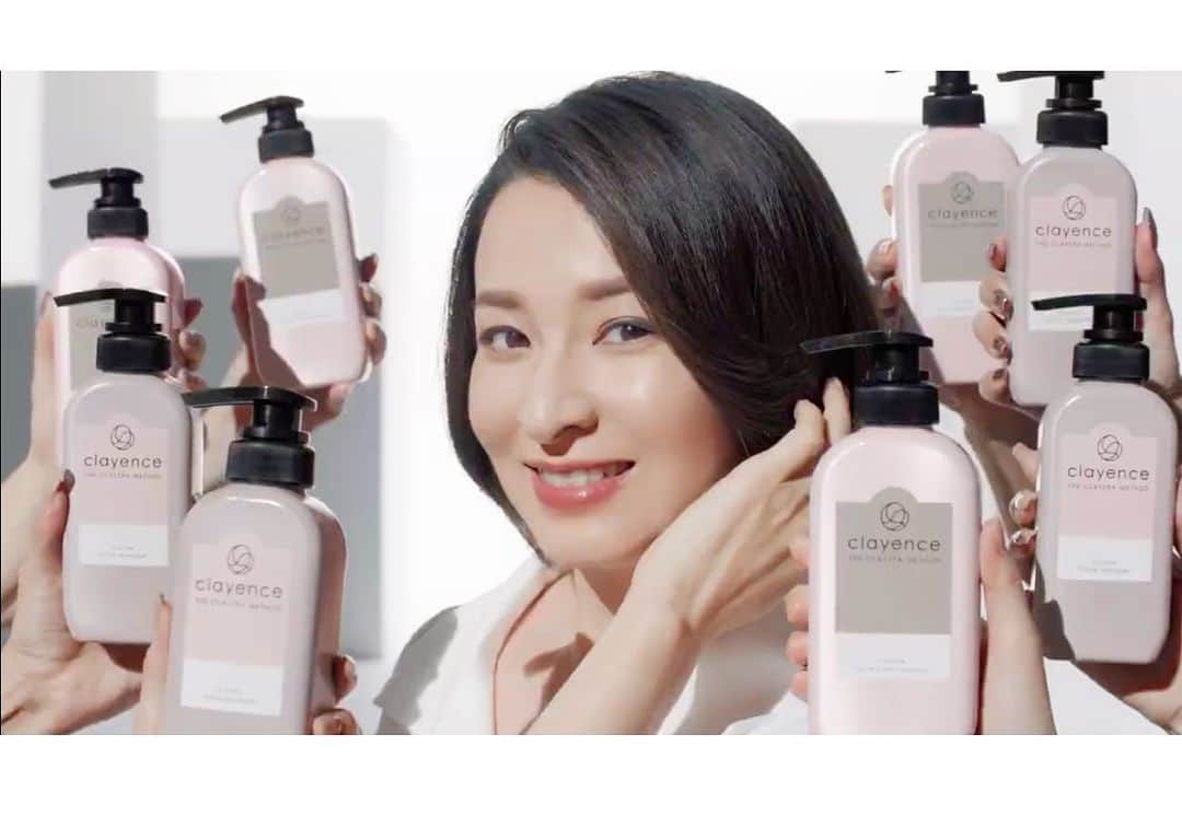 黒田啓蔵さんのインスタグラム写真 - (黒田啓蔵Instagram)「Clayence 生き生きとした素敵なCM。 檀れいさん美しい。😊😃 #cm #clayence #檀れい さん #ずーと ...