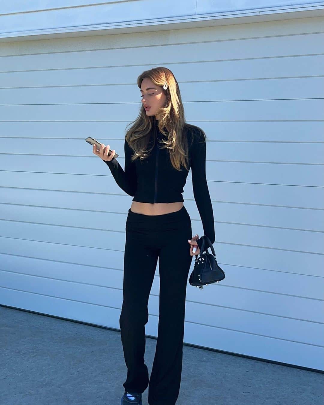 tiger Mistさんのインスタグラム写真 - (tiger MistInstagram)「Take the town with style ...