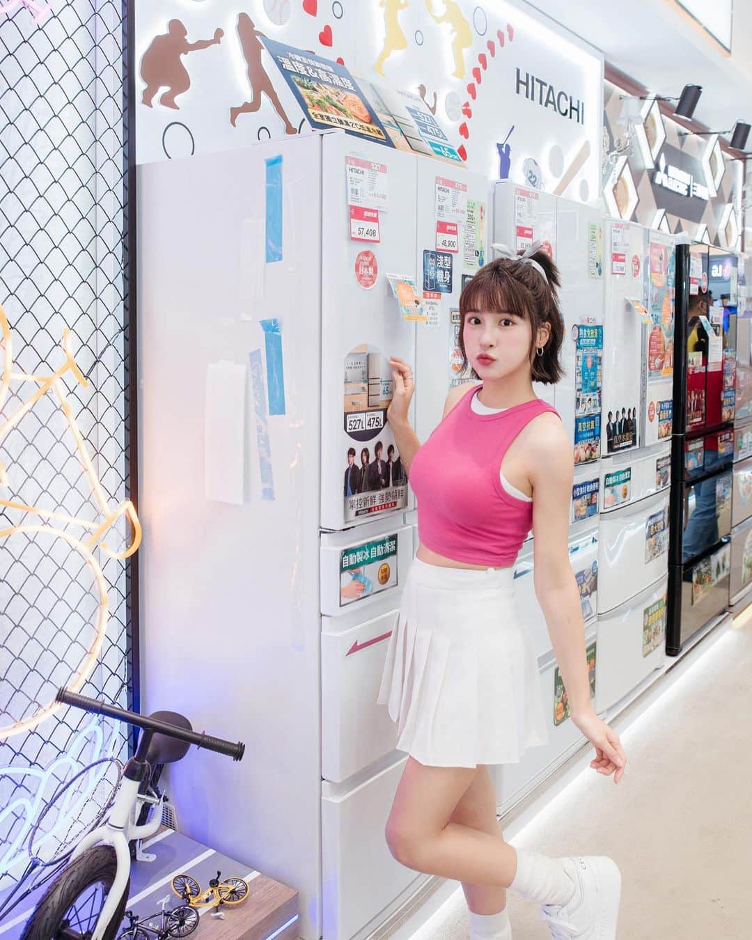 峮峮さんのインスタグラム写真 - (峮峮Instagram)「🛒🛒🛒🛍️💕 618 購物節～要到哪裡搶便宜？！ 揪是要到 @elife_mall shopping 大小家電、數位 3C ...