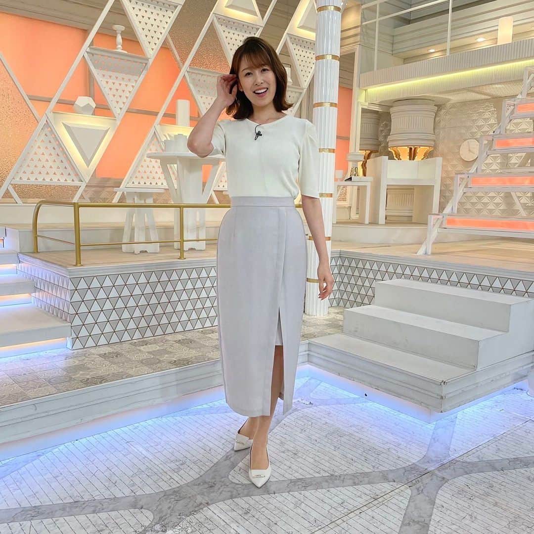 TBS「Nスタ」さんのインスタグラム写真 - (TBS「Nスタ」Instagram)「【良原アナのイチオシファッション🧡】 6月6日（火）のファッションです🌟 👚ニット Stola. 👗 ...