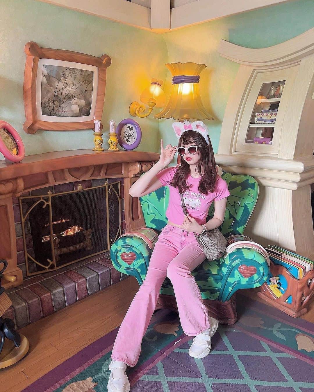 たんりいさんのインスタグラム写真 - (たんりいInstagram)「. . Disney Code 〜〜 🐈🩷 Tシャツand パンツは ...