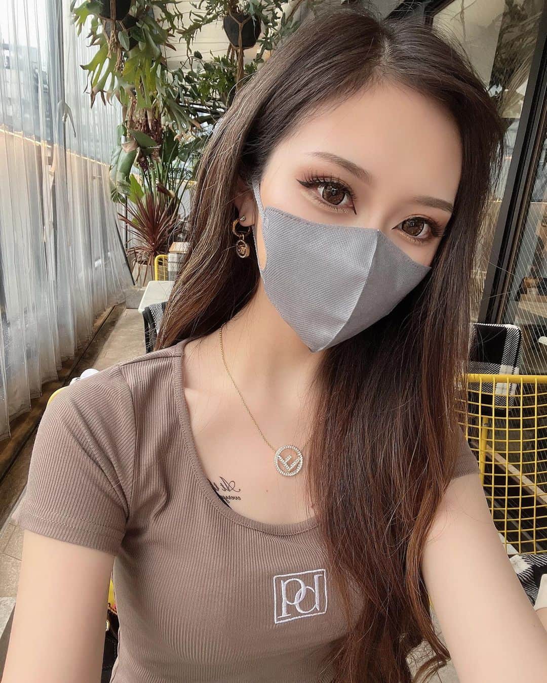 𝐌𝐈𝐘𝐀𝐁𝐈さんのインスタグラム写真 - (𝐌𝐈𝐘𝐀𝐁𝐈Instagram)「🌞💛 . tops : @blackqueen.official 👕🤎 . . #blackqueen #ブラック ...