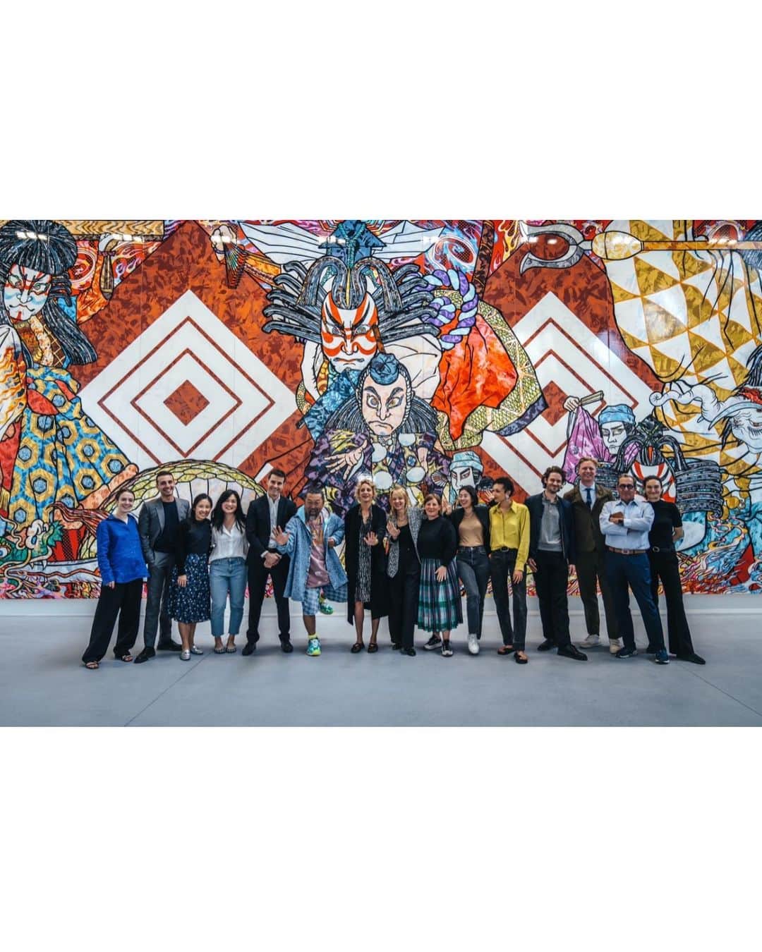 村上隆さんのインスタグラム写真 - (村上隆Instagram)「With team @gagosian in front of the ...