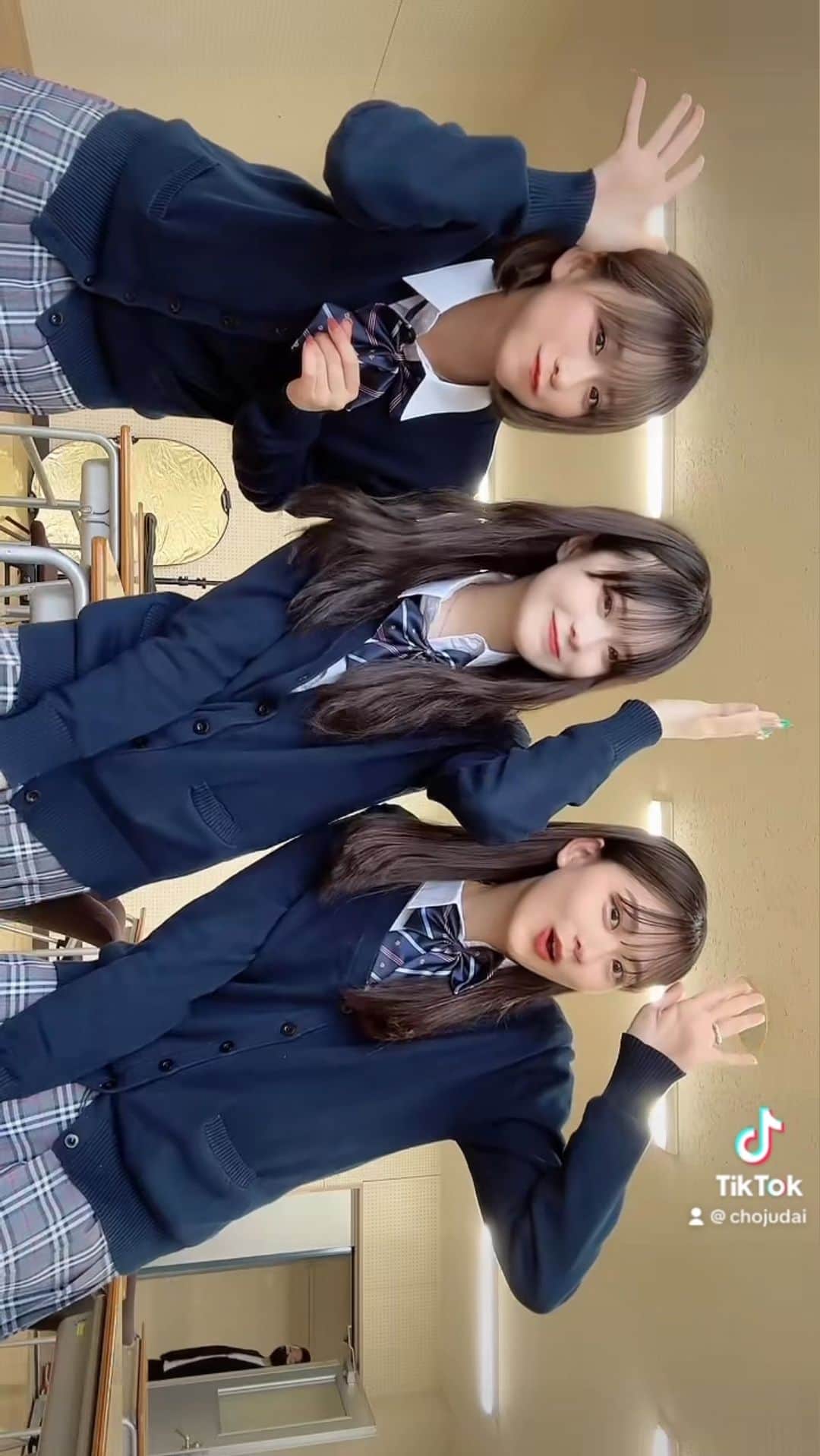 超十代-ULTRA TEENS FES-さんのインスタグラム動画 - (超十代-ULTRA TEENS FES-Instagram)「超しまむら学園3rdシーズン ちゃくちゃくと撮影進行中です ...