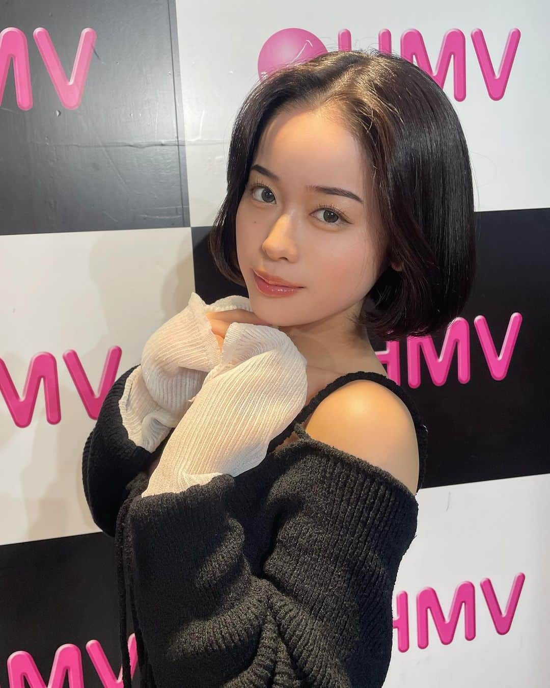 MINAMOさんのインスタグラム写真 - (MINAMOInstagram)「今日はフォトエッセイ「惑溺」のお渡し会でした！ みんなの感想を生で聞けて、ありがとうを直接言えて、すごく幸せな空間 ...