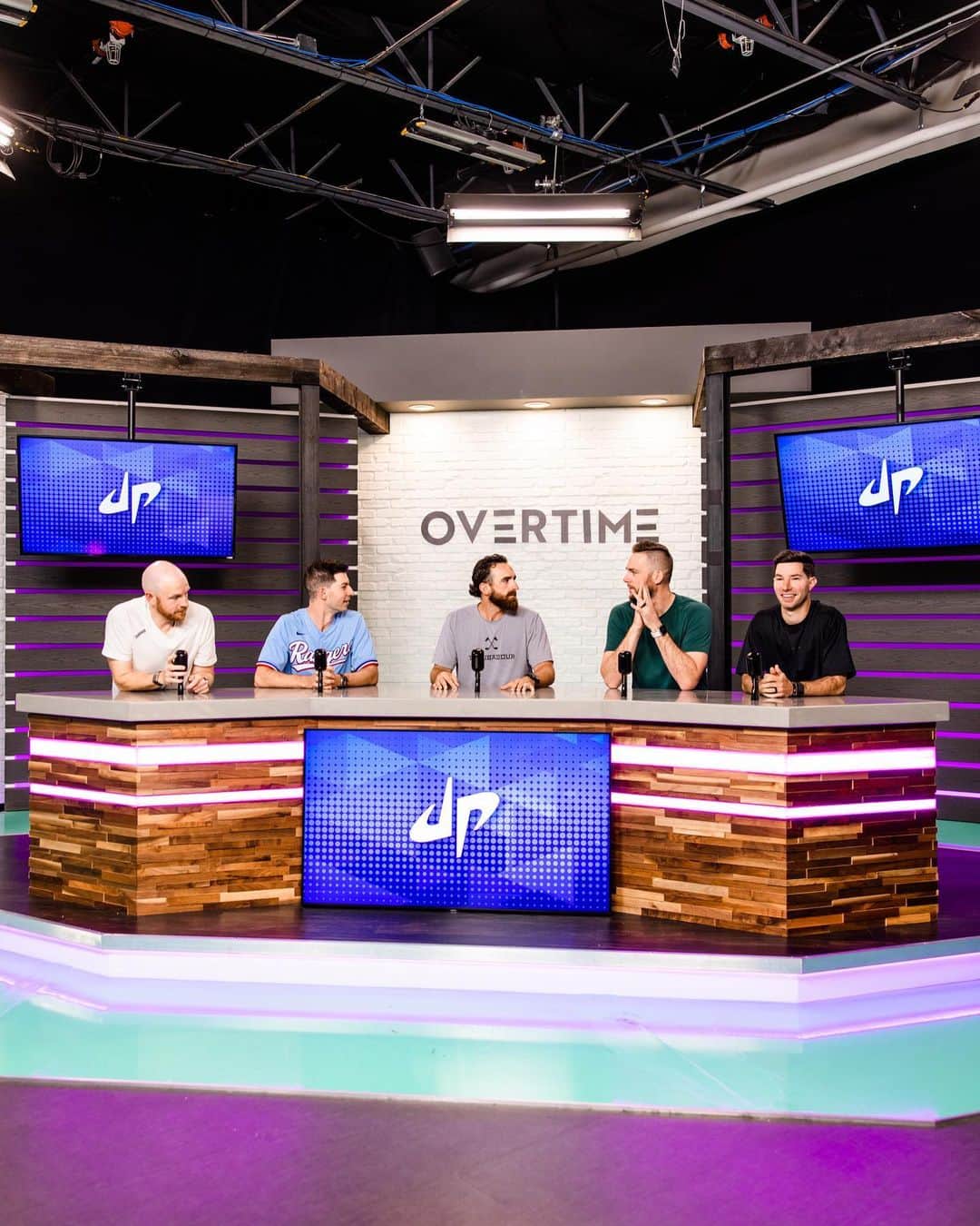 Dude Perfectさんのインスタグラム写真 - (Dude PerfectInstagram)「~hatless~ OT39 on ...