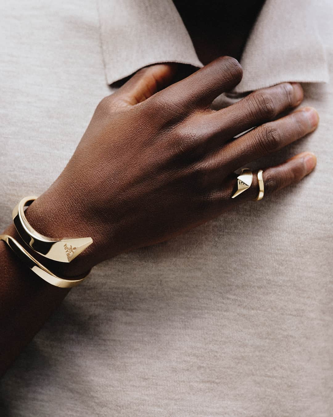 プラダさんのインスタグラム写真 - (プラダInstagram)「Prada Snake jewelry, in 18k recycled ...