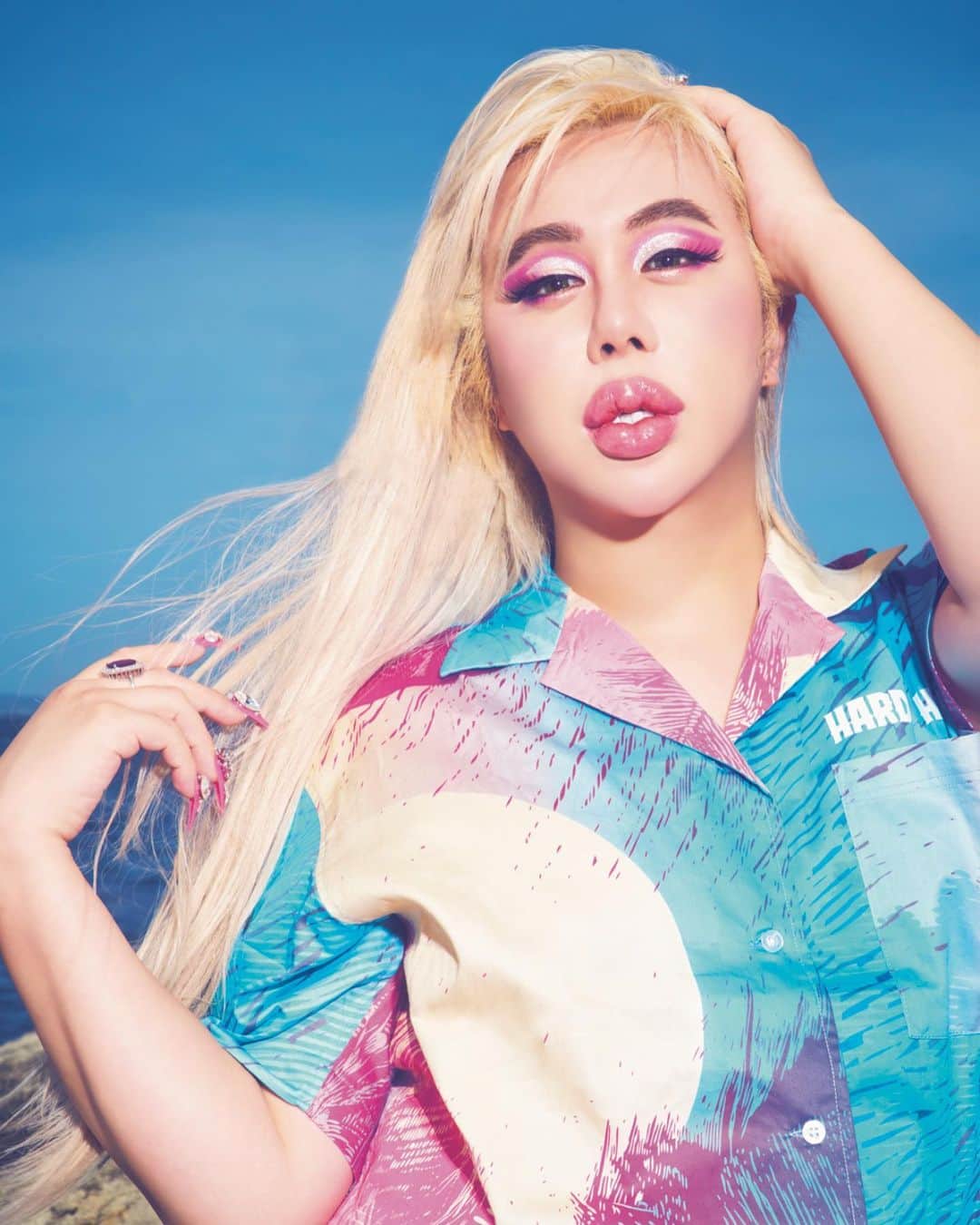 アレンさんのインスタグラム写真 - (アレンInstagram)「『姉ageha 2023/7月号⛱️ 🌴』 発売中ｻﾞﾏｽ💖 ‼️ 夏☀️らしｨｯ、 ヮタクシ🌹 💖の幻級の極上スチール📸 が ...